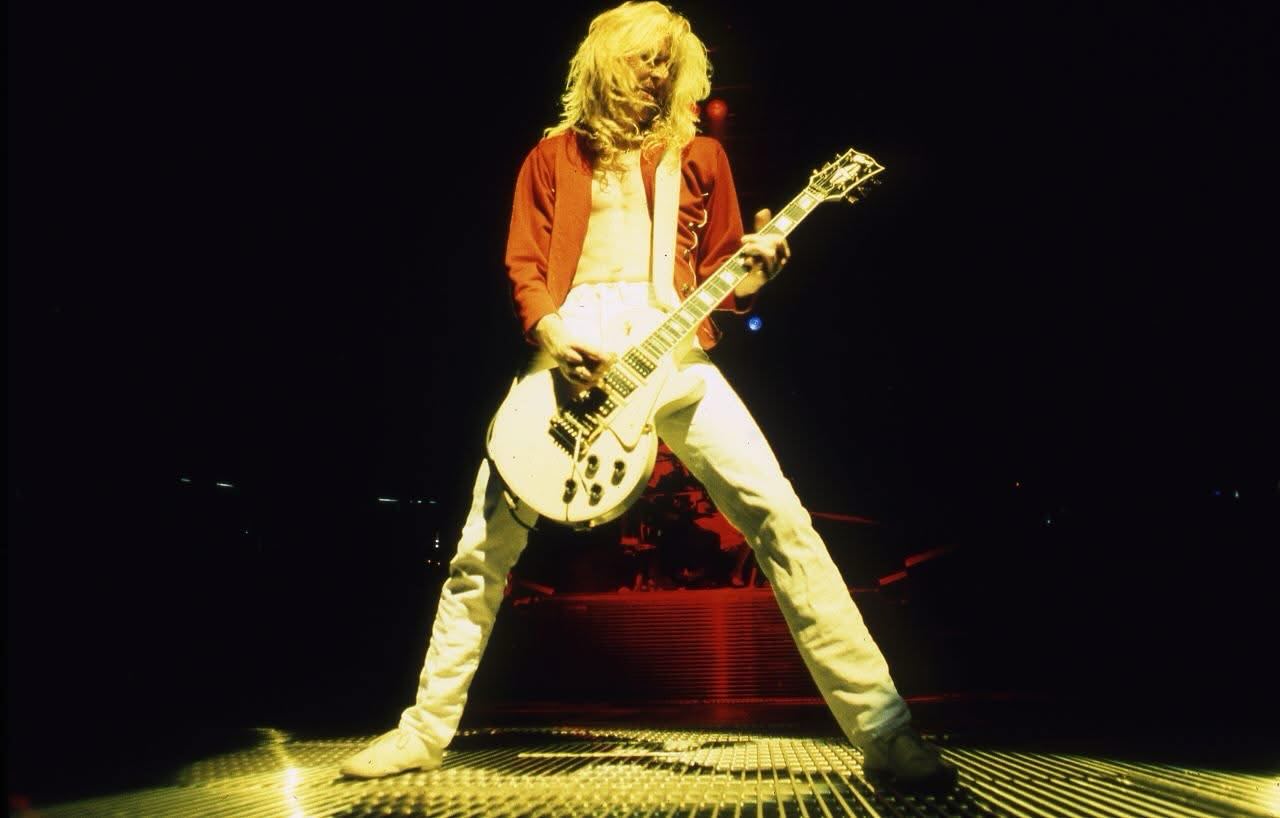 GIBSON DIRTY FINGERS - STEVE CLARK GUITAR In Loving Memory